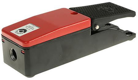 606 Series Emergency Stop Foot Switch Without Cover, 1 Pedal, Momentary ...